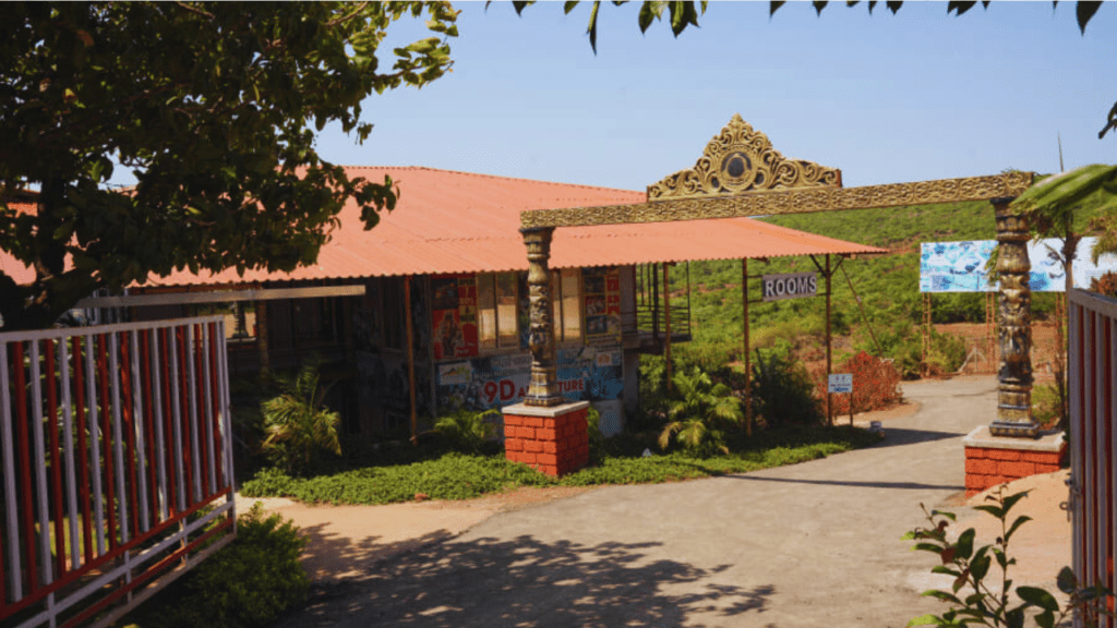 Best Hotels in Kas Pathar for an Unforgettable Stay